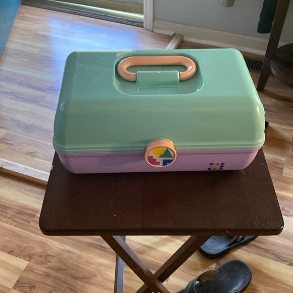 Caboodles | Other | Caboodles On The Go Girl Makeup Box | Poshmark